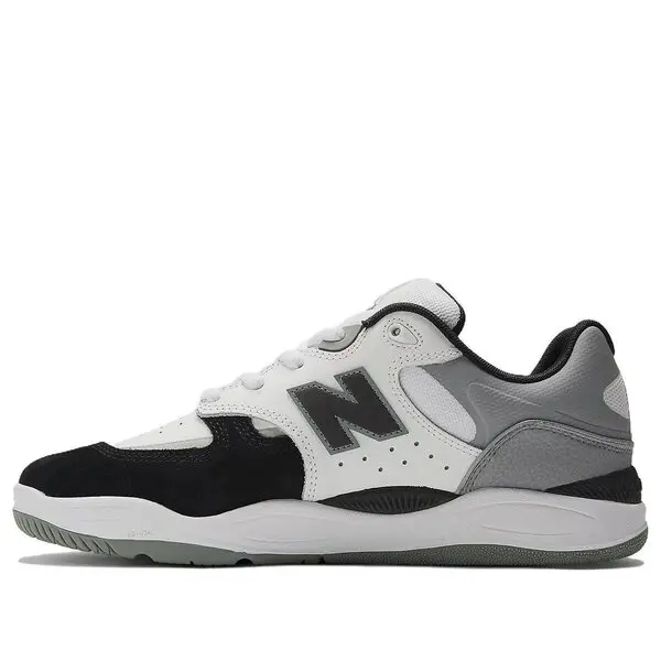 NEW BALANCE 1010 Numeric Sneakers - White/black