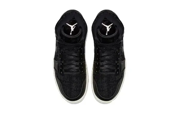 JORDAN 1 Retro High Premium - Black