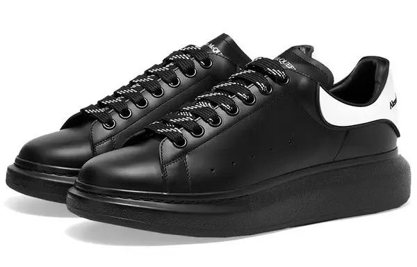 Alexander McQueen Oversized Sneaker - Black/white