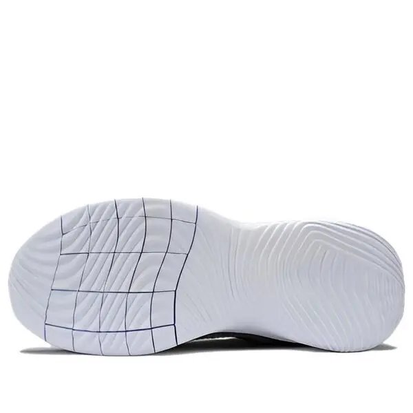 Nike Flex Experience Run Extra Wide Athletic Sneakers - Grey/gold