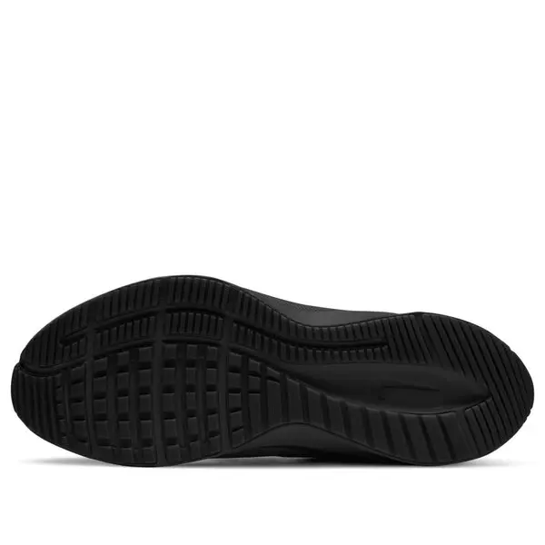 Nike Quest 3 Athletic Sneakers - Black