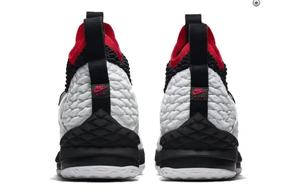 Nike Lebron 15 'diamond Turf' Pe Basketball Sneakers - White/black