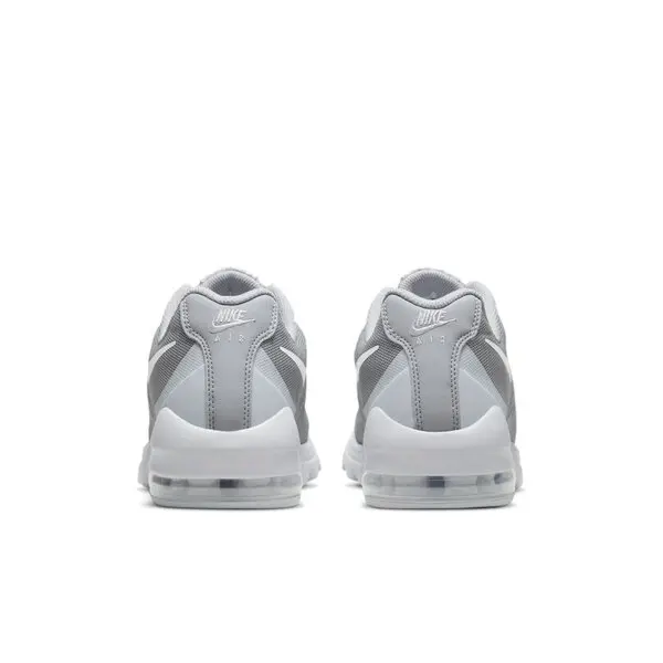 Nike Max Invigor Sneakers - Grey/white