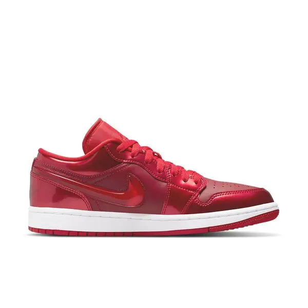 JORDAN 1 Low Se Sneakers - Red