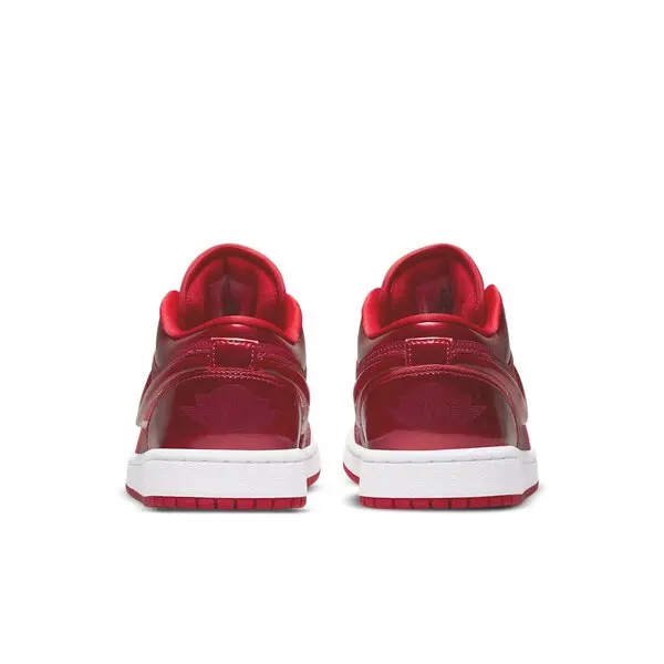 JORDAN 1 Low Se Sneakers - Red