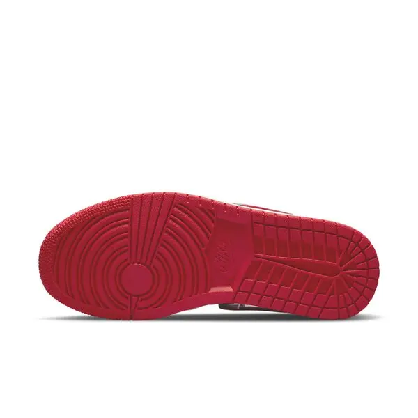 JORDAN 1 Low Se Sneakers - Red