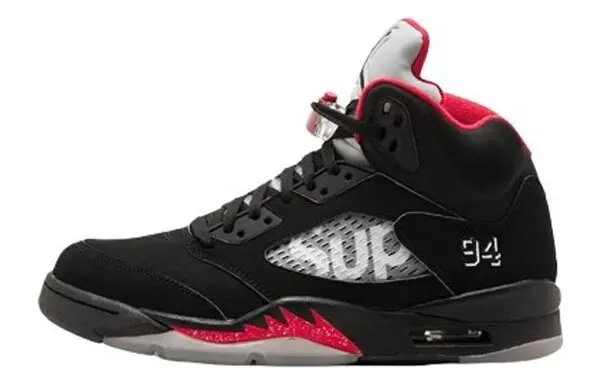JORDAN 5 Retro X Supreme Sneakers