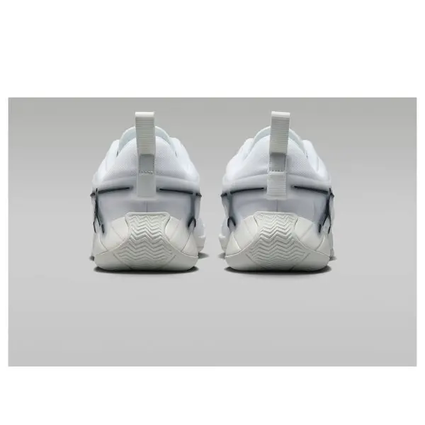 JORDAN Heir Pf Sneakers