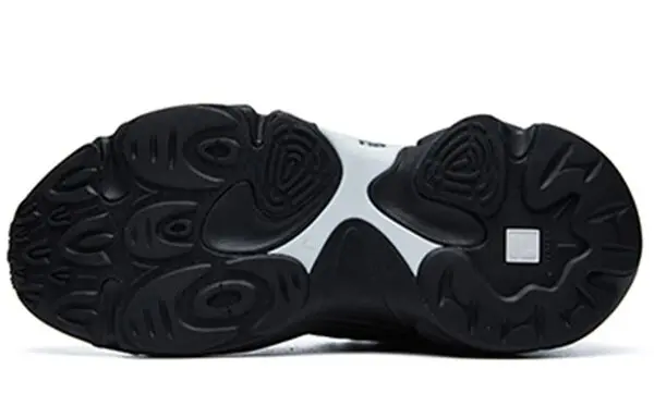 FILA Pantera Low Top Sneakers
