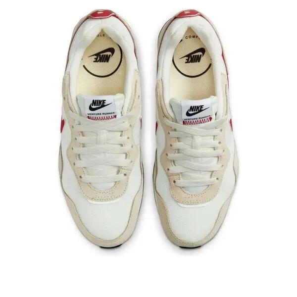Nike Venture Runner Low Top Sneakers - White/red