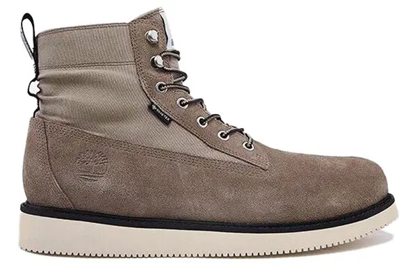 Timberland 6-inch Premium Wide Fit Lace-up Boots