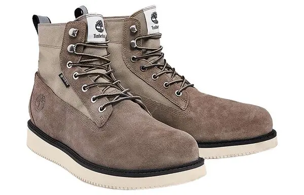 Timberland 6-inch Premium Wide Fit Lace-up Boots