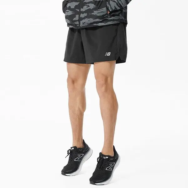 NEW BALANCE Basic 5 Inch Short Asia Sizing