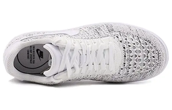 Nike Force 1 Flyknit Low Sneakers