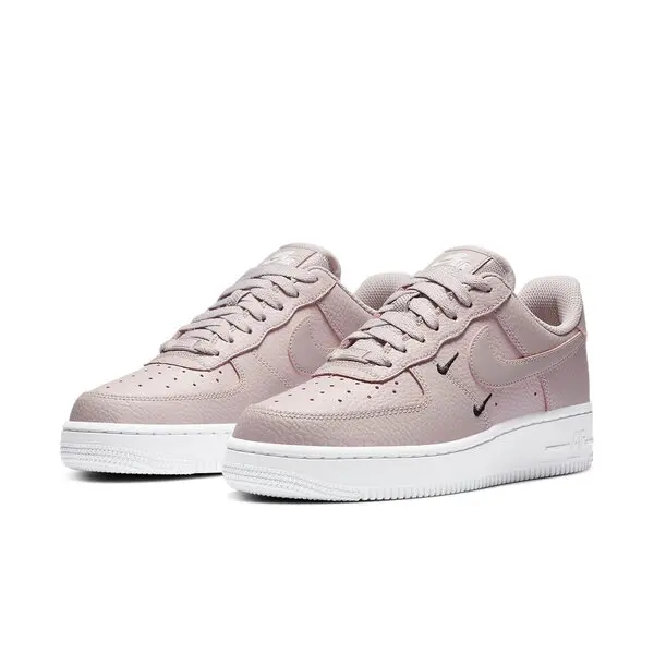 Nike Force 1 '07 Essential Sneakers