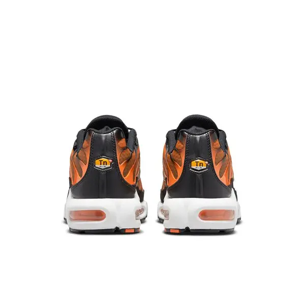 Nike Max Plus Sneakers - Black/orange