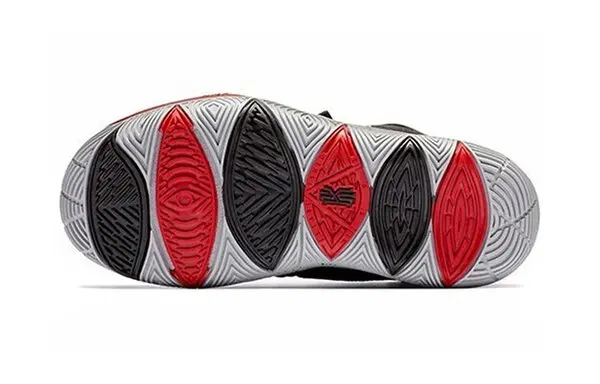 Nike Kyrie 5 "bred" Sneakers