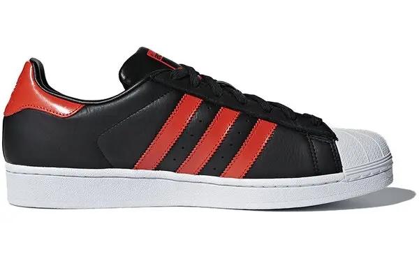 Adidas Superstar Sneakers