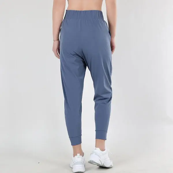 Nike Bliss Training Jogger Pants