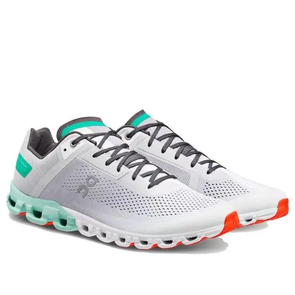 On Cloudflow Sneakers