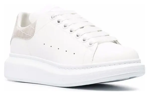 Alexander McQueen Oversized Sneaker - White/champagne