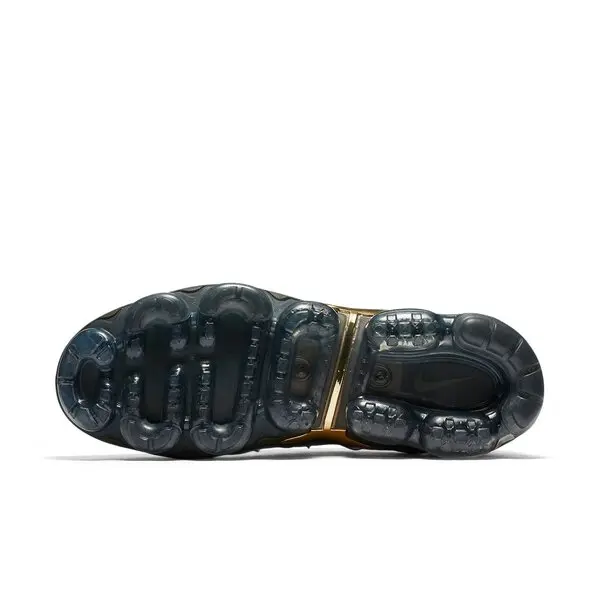 Nike Vapormax Plus Sneakers - Black