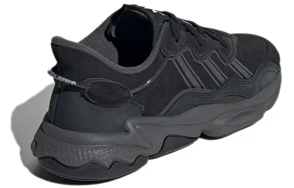 Adidas Originals Ozweego "triple - Black