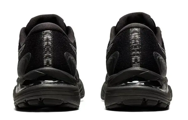 Asics Gel-cumulus 23 Sneakers - Black