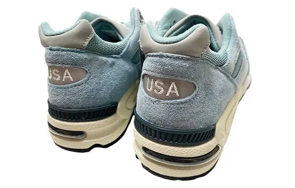 NEW BALANCE X Kith 990v2 Made In Usa Sneakers - Blue