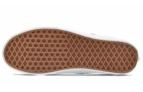 VANS Classic Slip-on Sneakers - Blue/white