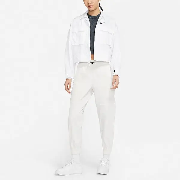 Nike Essential Woven Jacket