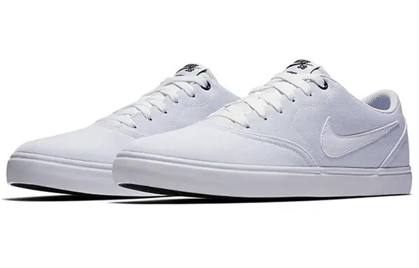 Nike Check Solar Canvas Sb Low Top Sneakers