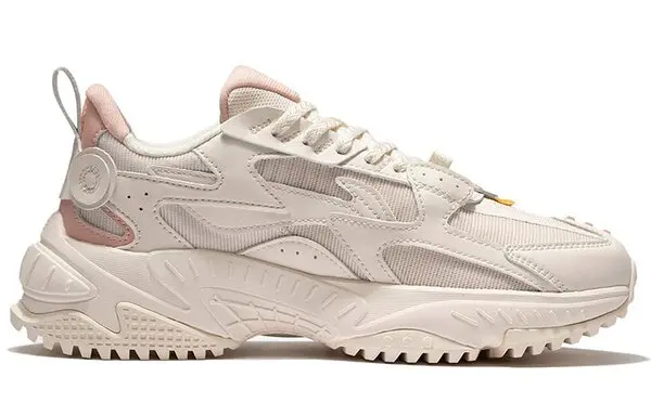 LI-NING Yuechuan Shock-absorbing Sneakers