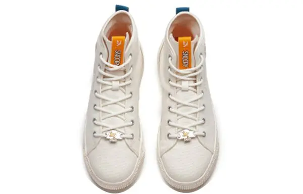 ANTA X Snoopy Skateboarding Series Sneakers High Top
