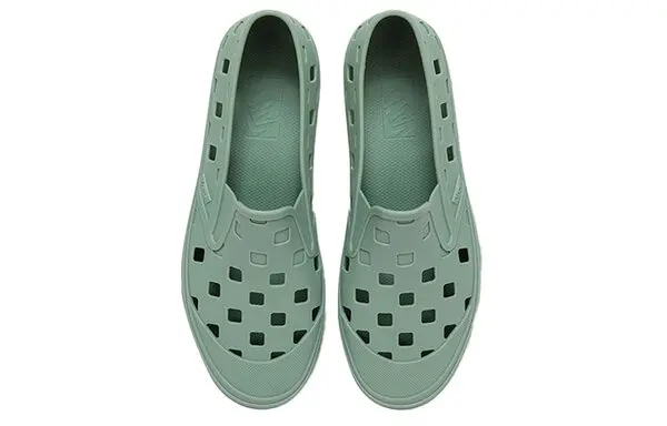 VANS Trek Slip-on Low Top Sneakers - Blue