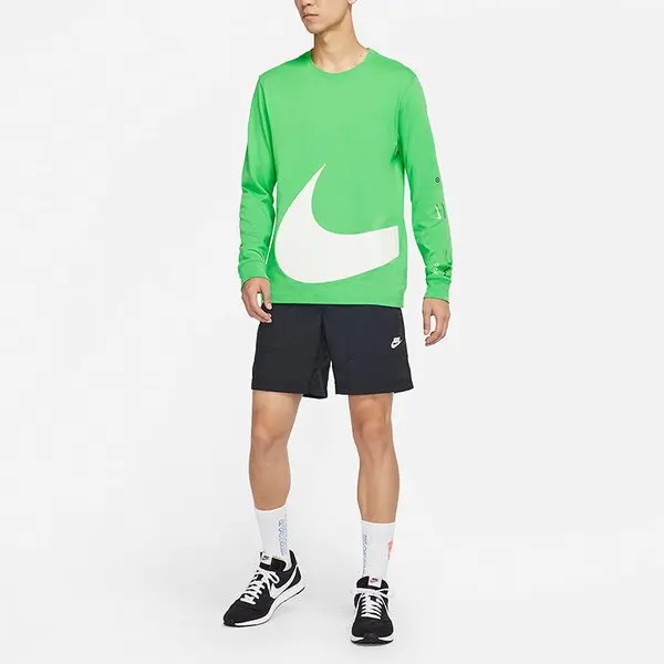 Nike Long Sleeve Graphic T-shirt