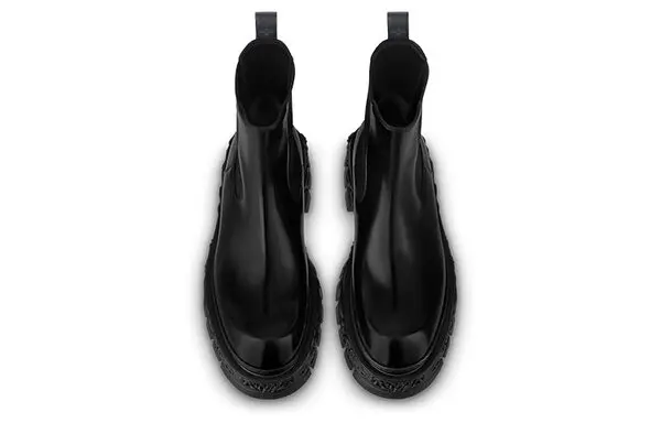 LOUIS VUITTON Baroque Chelsea Boots