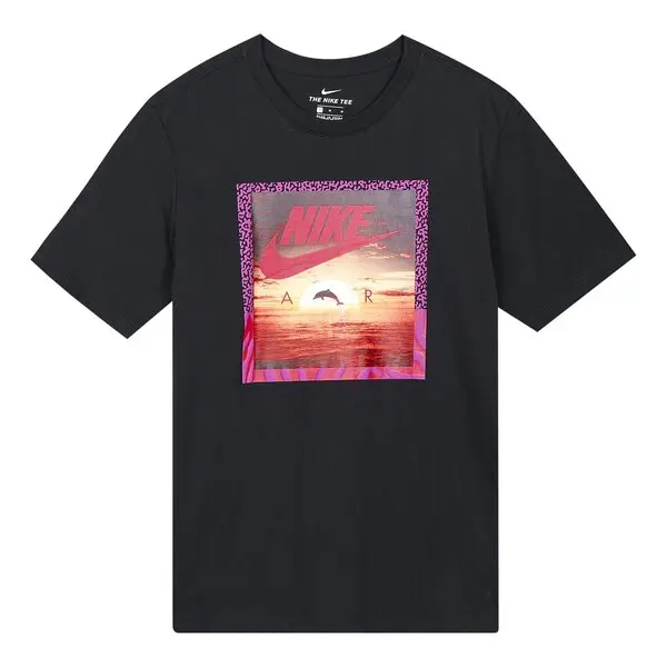 Nike Short Sleeve Graphic Tee
