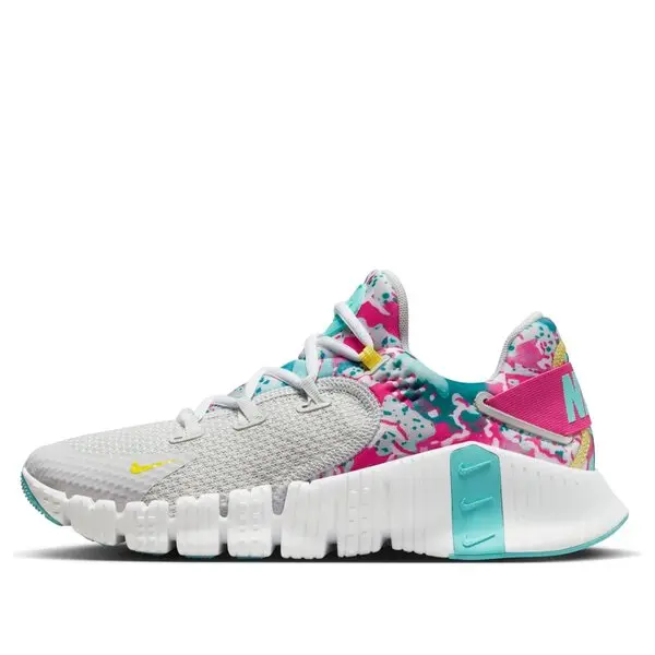 Nike Free Metcon 4 "graffiti Graphics" Athletic Sneakers - Grey/pink