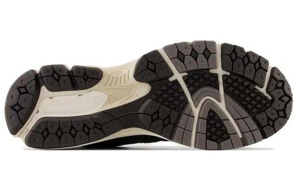 NEW BALANCE 2002r "premium Vintage Black" Sneakers - Black/brown