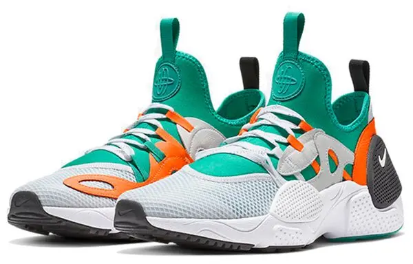 Nike Huarache E.d.g.e Txt Sneakers - White/green