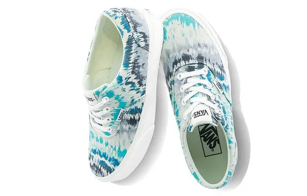 VANS Doheny Series Low Top Sneakers
