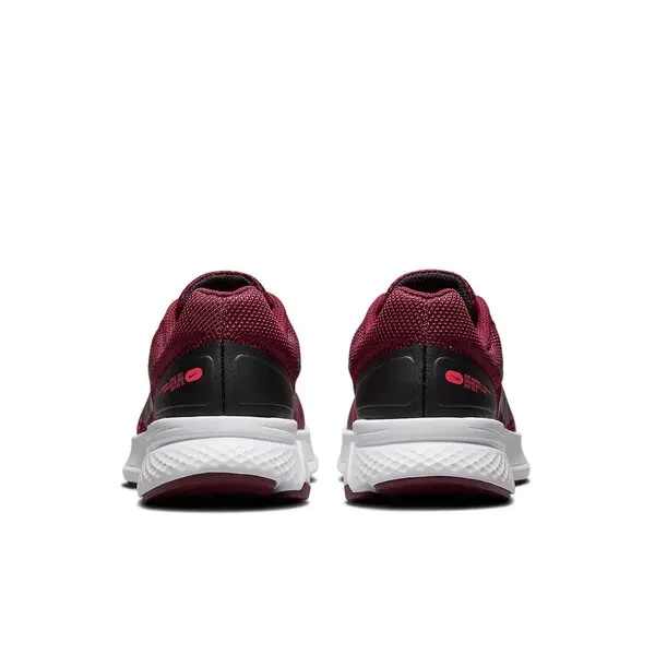 Nike Run Swift 2 Low Top Sneakers - Red