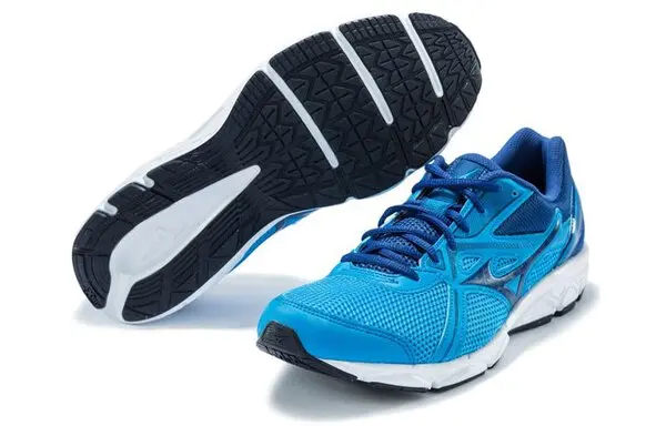 Mizuno Spark 5 Athletic Sneakers