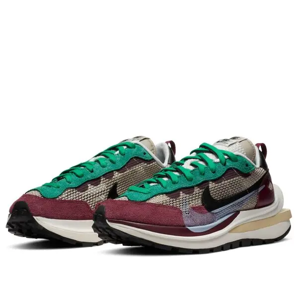 Nike X Sacai Vaporwaffle Sp "villain Red - String/black/villain Red