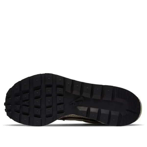 Nike X Sacai Vaporwaffle Sp "villain Red - String/black/villain Red