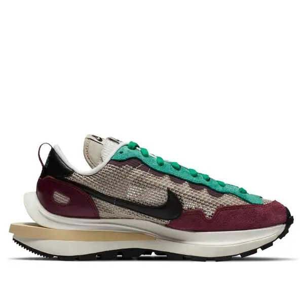 Nike X Sacai Vaporwaffle Sp "villain Red - String/black/villain Red