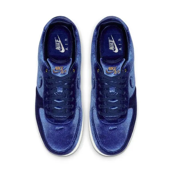 Nike Force 1 Low '07 Premium Casual Sneakers
