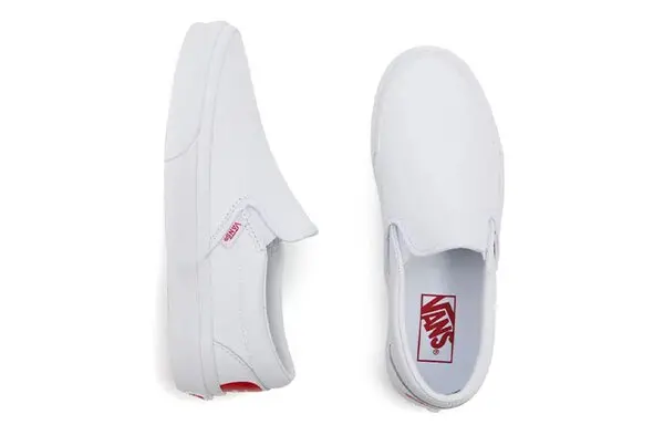 VANS Slip-on Sneakers