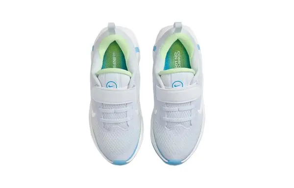 Nike Infinity Flow Sneakers